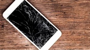 Cara Memperbaiki LCD HP Rusak dengan 7 Metode Ini